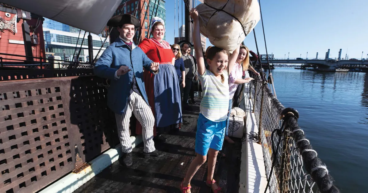 Boston Tea Party Ships and Museum | American Battlefield Trust