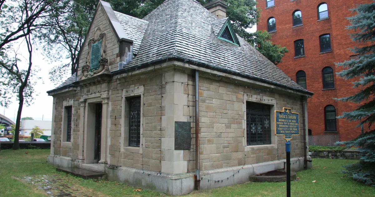 General Herkimer Marker (Great Ford of the Mohawk) at Utica, New York ...