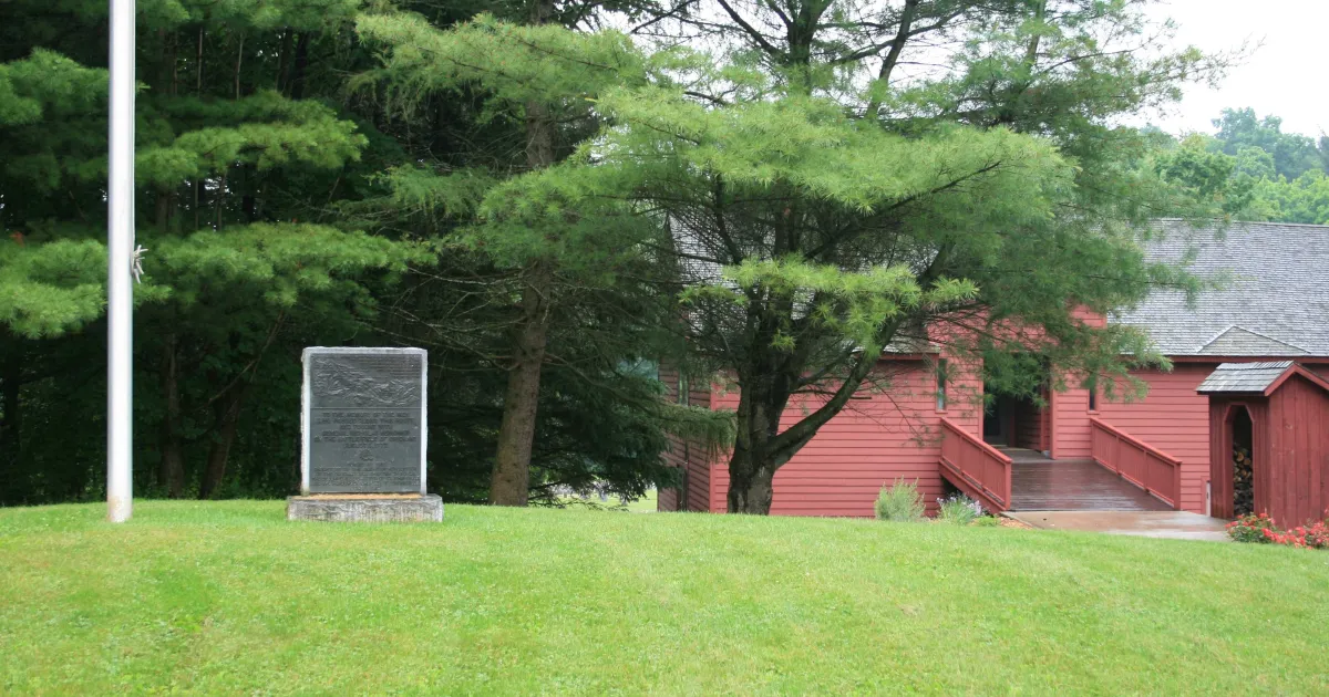 General Herkimer Marker (In Memory of the Men) at Herkimer Home State ...